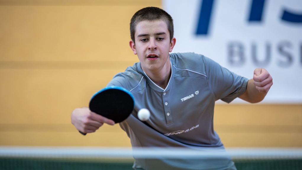 Yannick Wolff wird seiner Favoritenrolle gerecht - Schiedsrichter